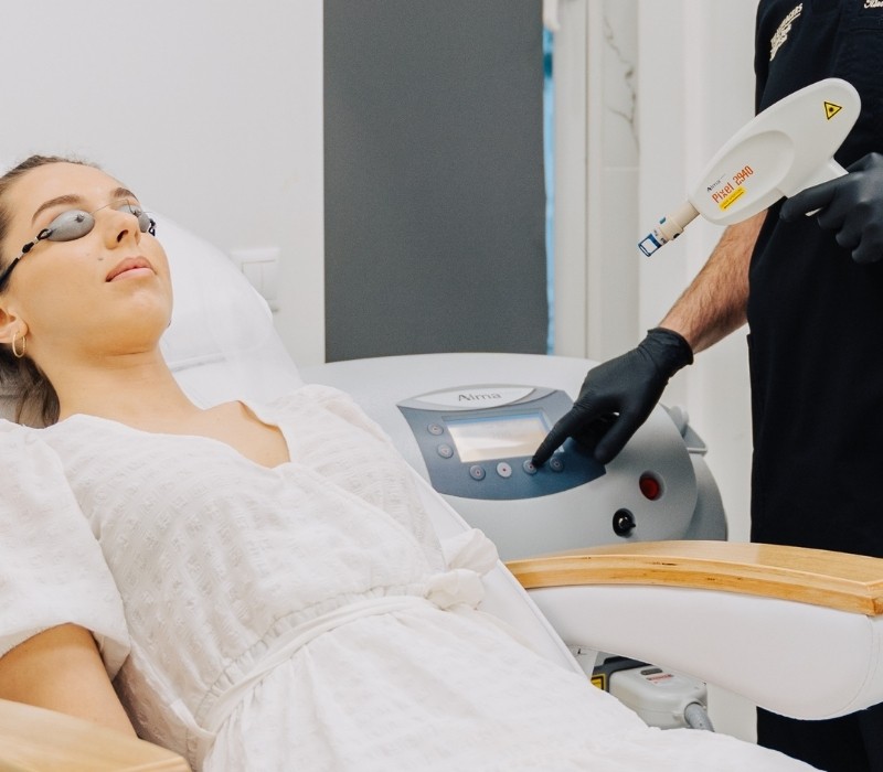 Fractional Laser Σώματος: Για ρυτίδες, ουλές, ραγαδες